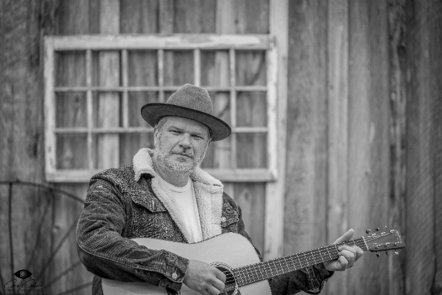 Jason Eady, Sophie Gault