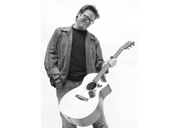 Don Lowe - Daryls House Club