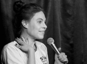 Logan Guntzelman at Hollywood Improv