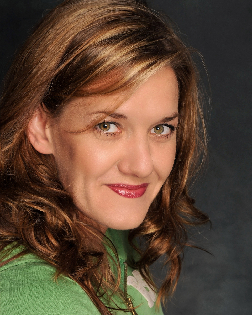 Jen Murphy at Oxnard Levity Live