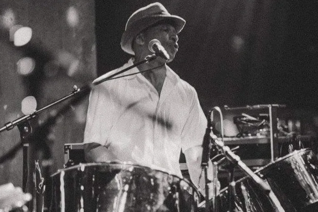 Reggae Sunday (Early Show): Alan Mark Lightner - FREE SHOW - Mozambique